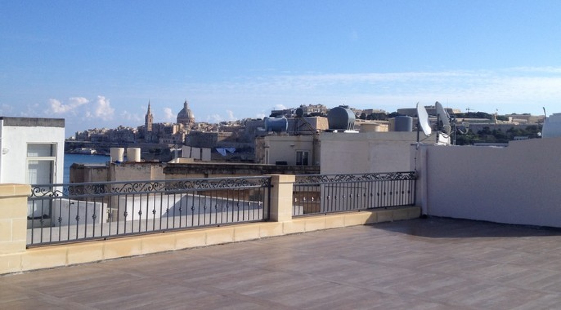 House with a roof terrace | Simon Mamo Real Estate in Malta, Gozo