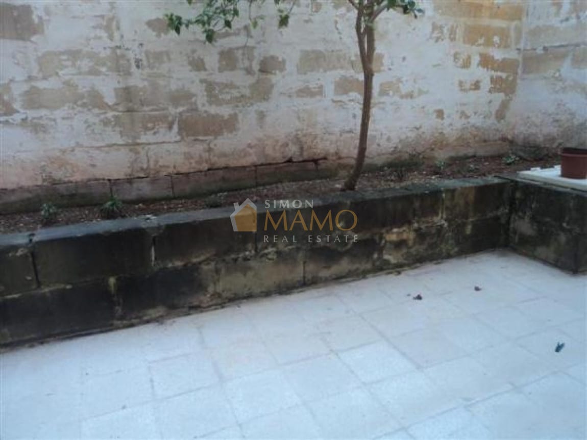 Ground Floor Apartment with a Backyard | Simon Mamo Real Estate in ...