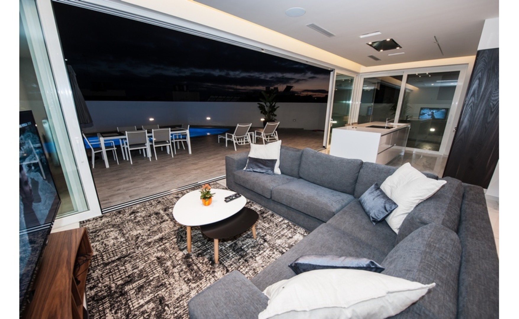 Malta to let: Villa with 4 bedrooms in St Julian's | Simon Mamo Real ...