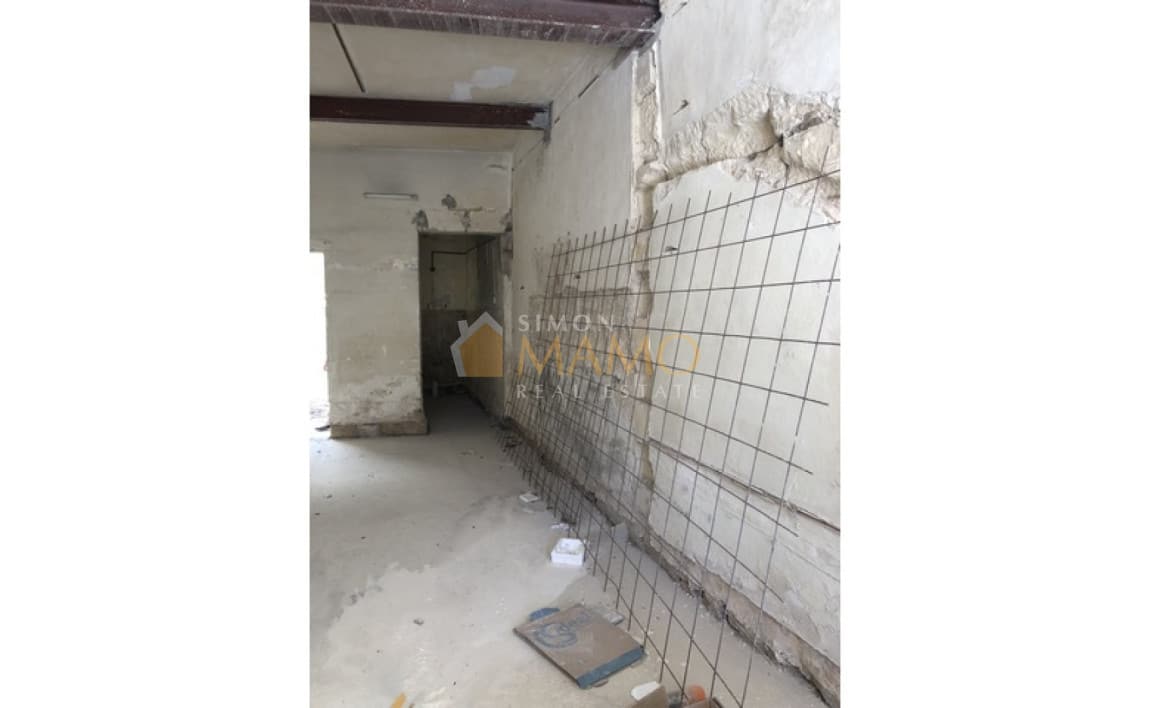 Shops for rent Malta: Naxxar shop with class 4C permits | Simon Mamo ...