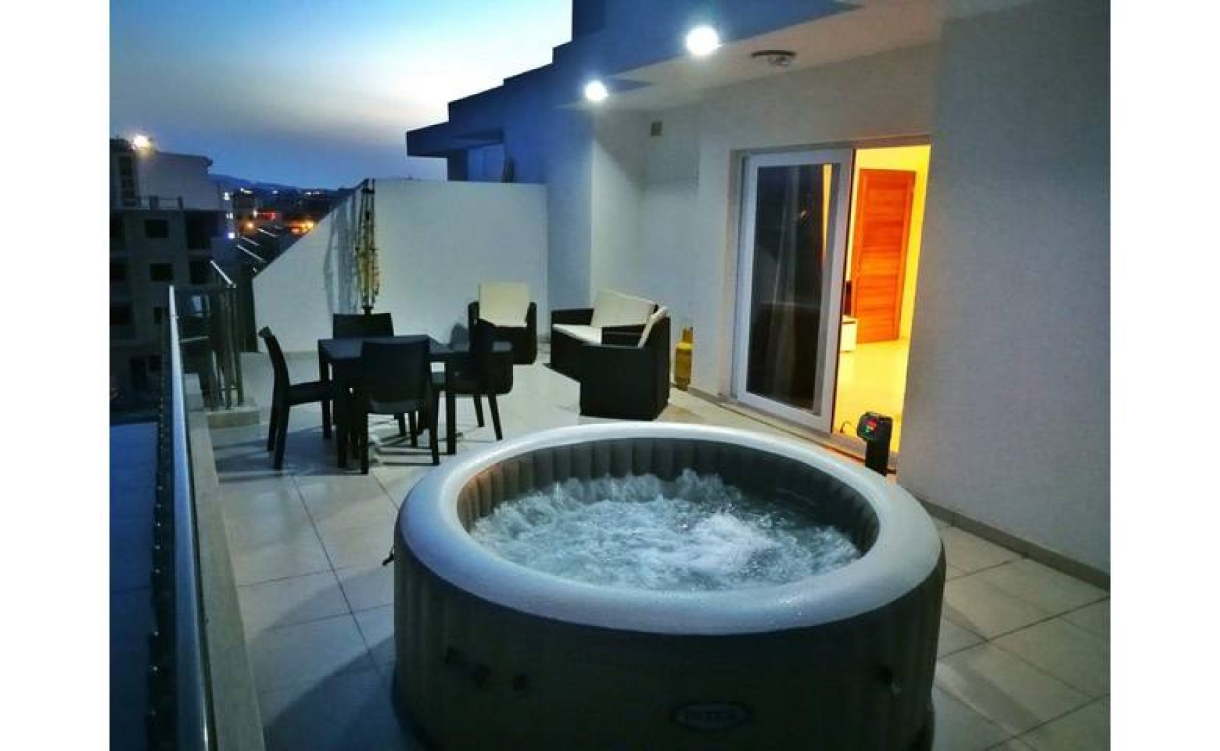 Penthouse with a Jacuzzi | Simon Mamo Real Estate in Malta, Gozo