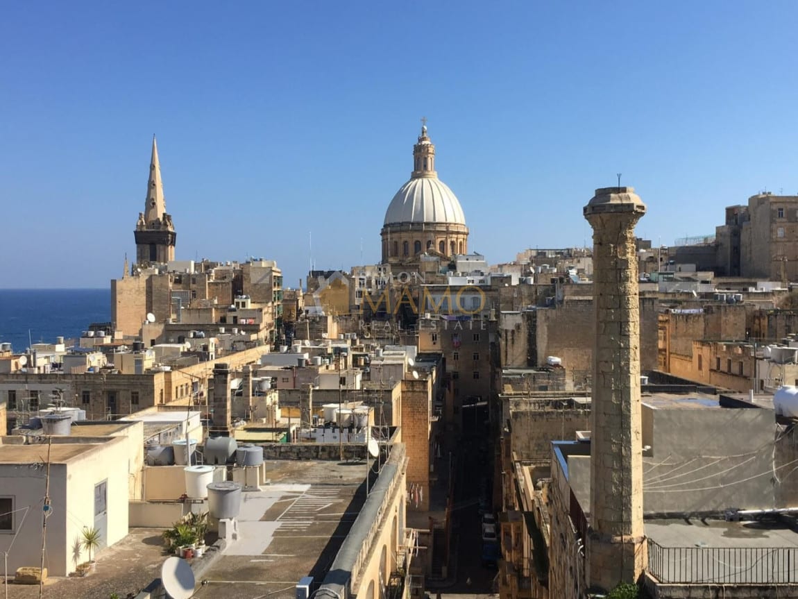 Palazzo with a Roof Terrace | Simon Mamo Real Estate in Malta, Gozo