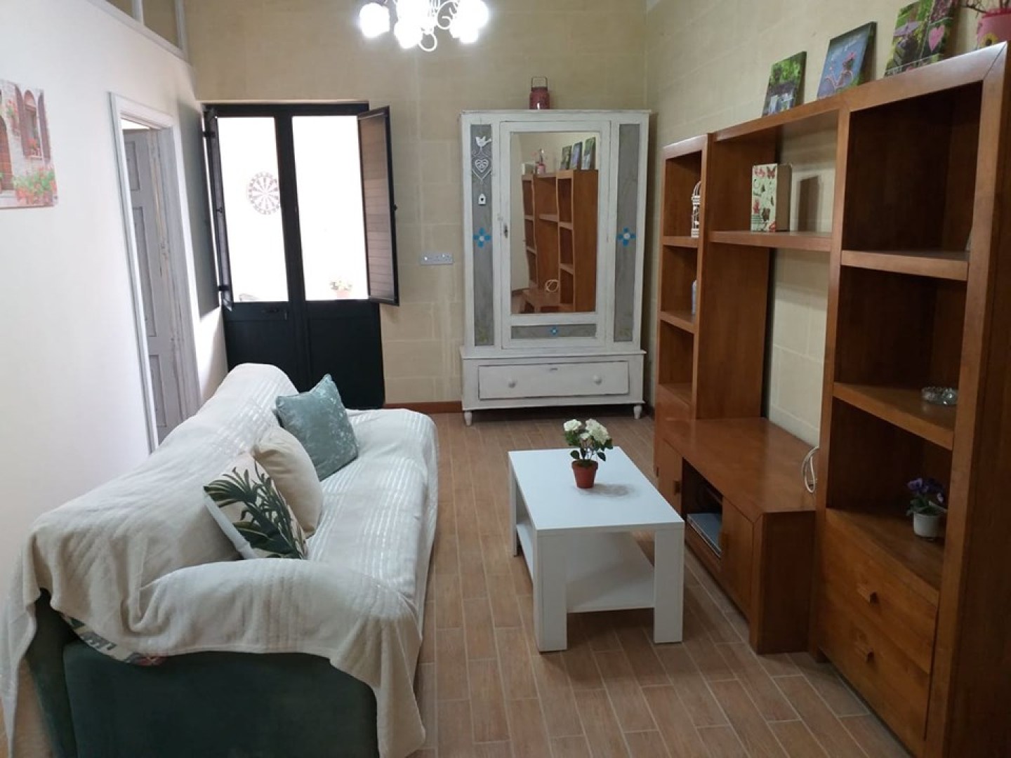 Gozo Property for rent: Maisonette with garden for long let in Victoria ...