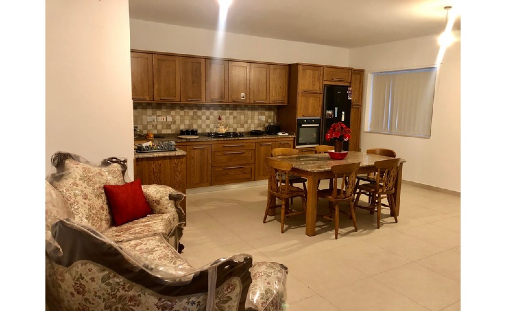 Apartments for rent in Malta: Large 3 bedroom flat to let in Qawra ...