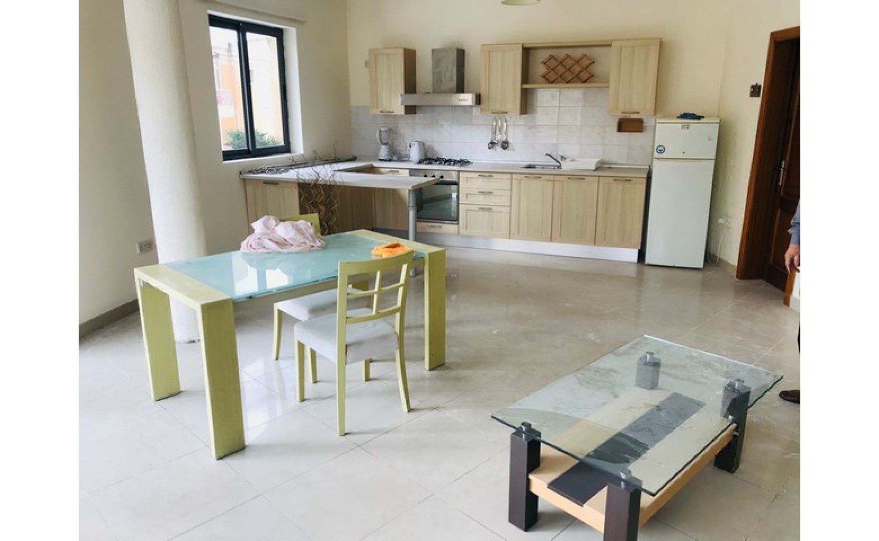 Flats for rent in Malta: Qawra modern 3 bedroom apartment | Simon Mamo ...