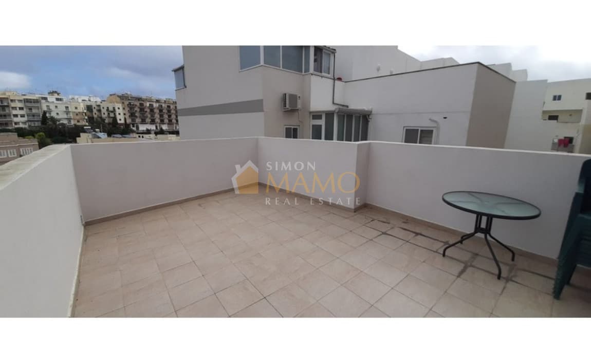 Office with a Terrace | Simon Mamo Real Estate in Malta, Gozo