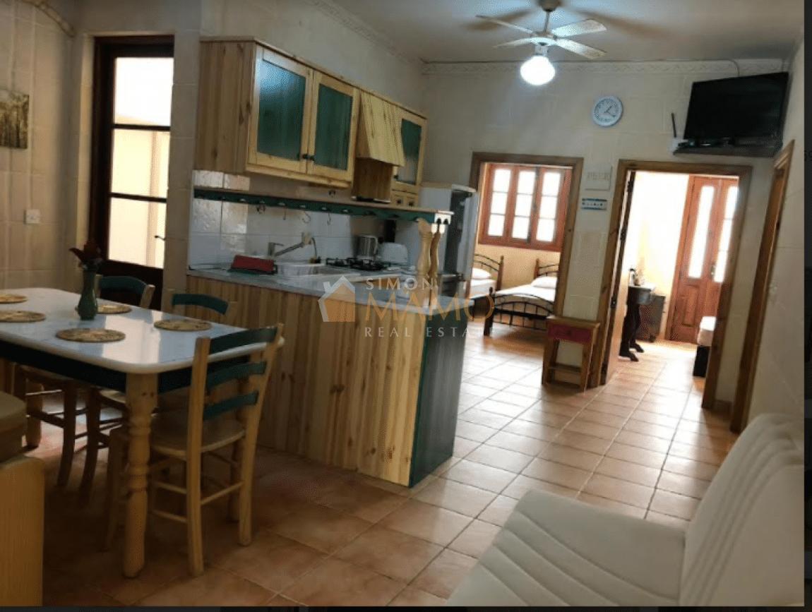 Maisonette with a Backyard | Simon Mamo Real Estate in Malta, Gozo