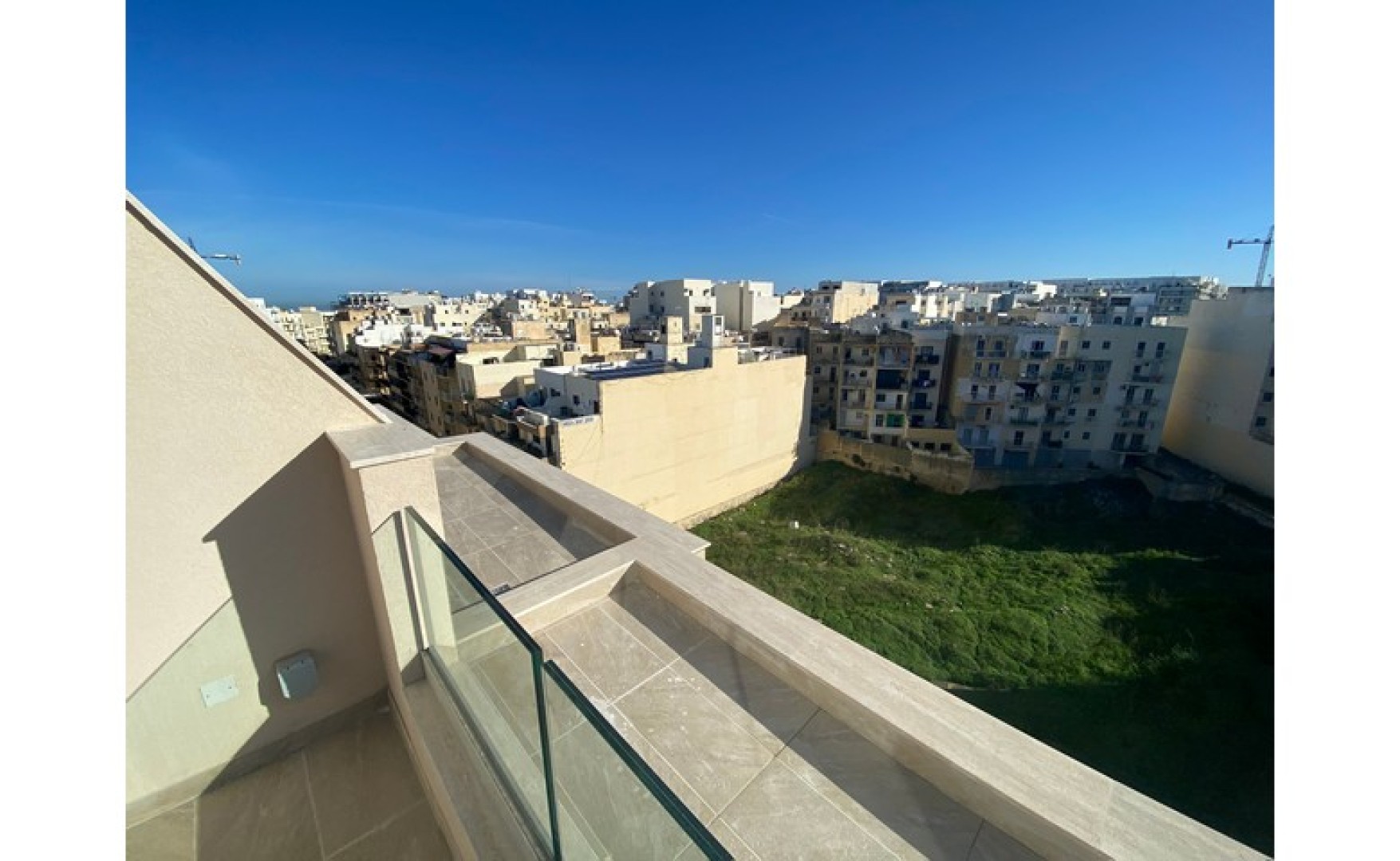 Estate agents Malta: Penthouse for rent in Qawra with 3 bedrooms ...