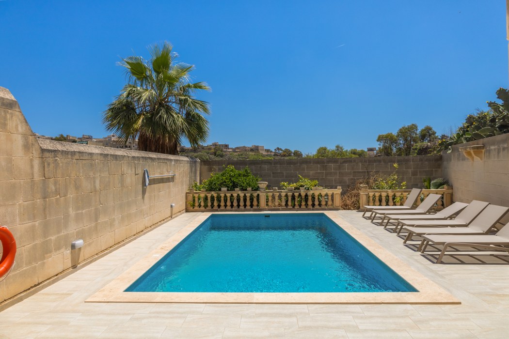 Relax in this 5-Bed Farmhouse with Pool & Country Views | Simon Mamo ...