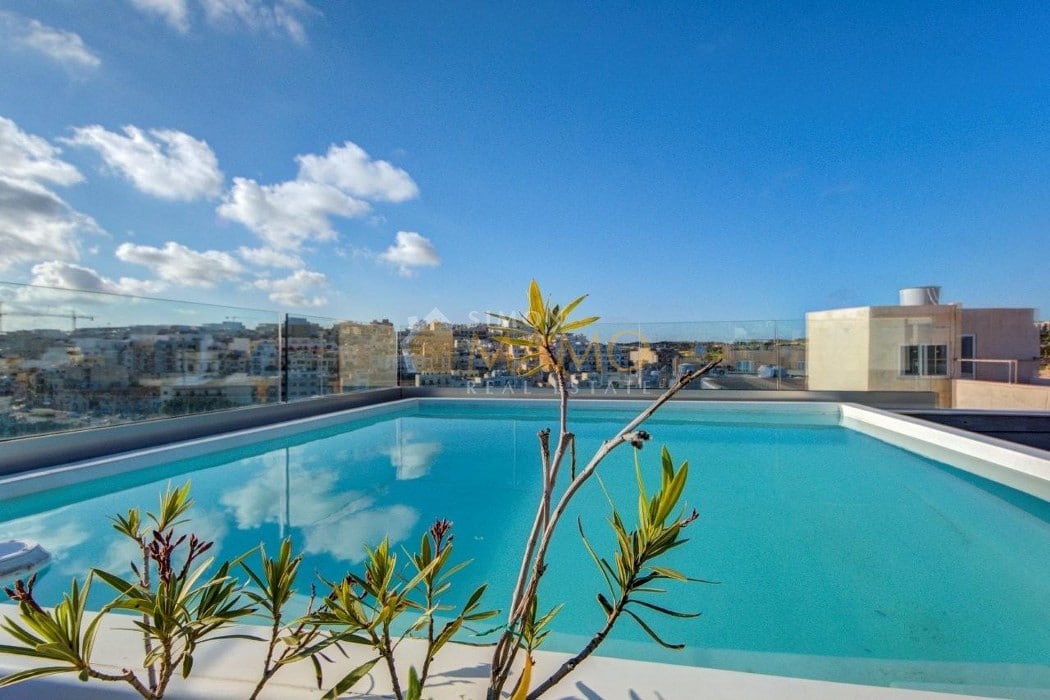3-Bedroom Penthouse with Rooftop Pool and Terraces | Simon Mamo Real ...